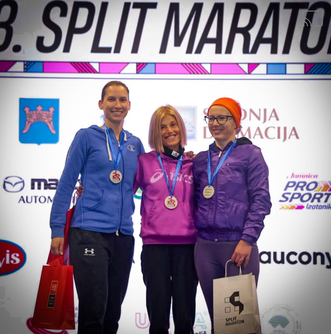 Valerija Šimić, Jasna Plemeniti i Vesna Janković na 23. "Split Maratonu ...