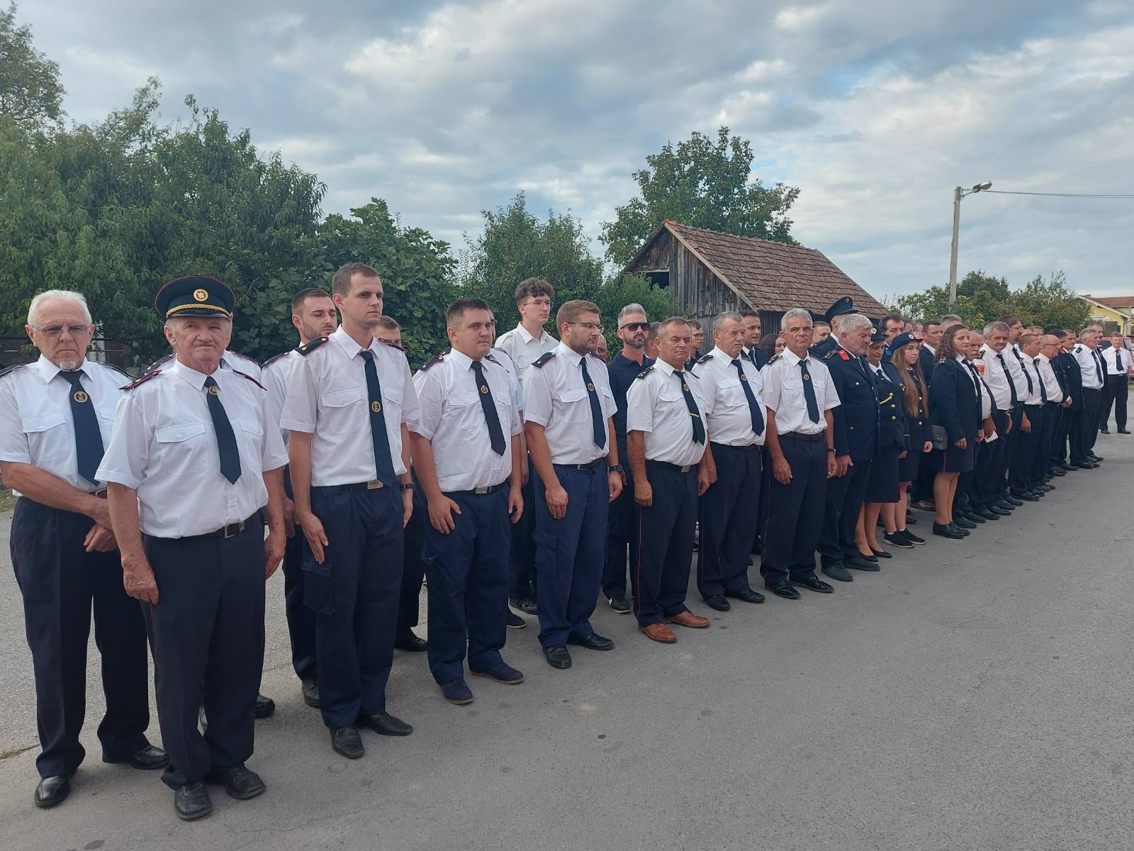 DVD Markovac Našički proslavio svojih 100 godina vrijednog rada - Radio ...